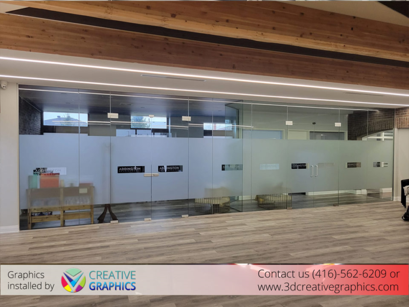 Vinyl wall graphics in Toronto Pearson International airport